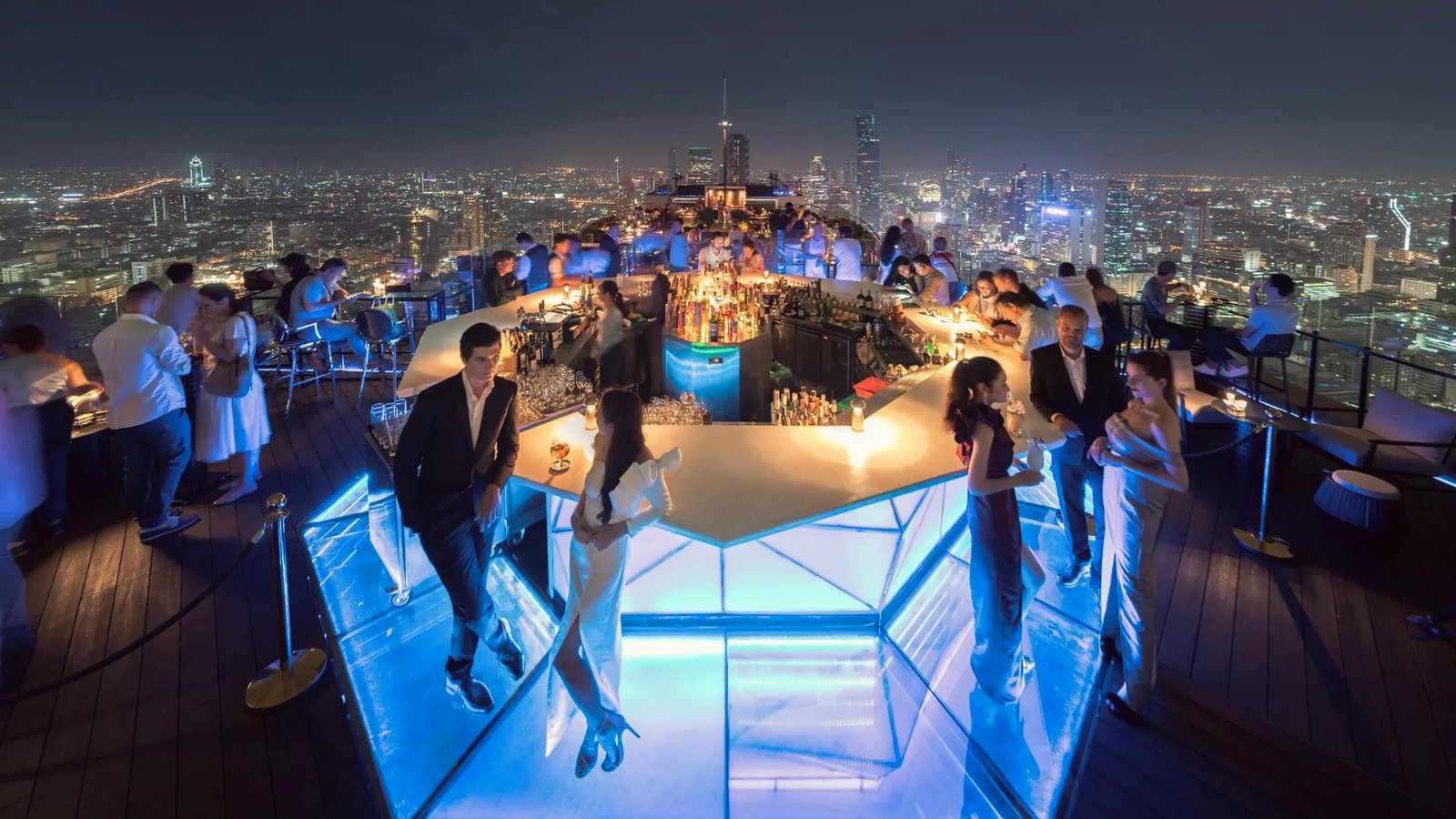 Moon Bar at Banyan Tree - Bangkok Rooftop Bar with Chic City Views ...